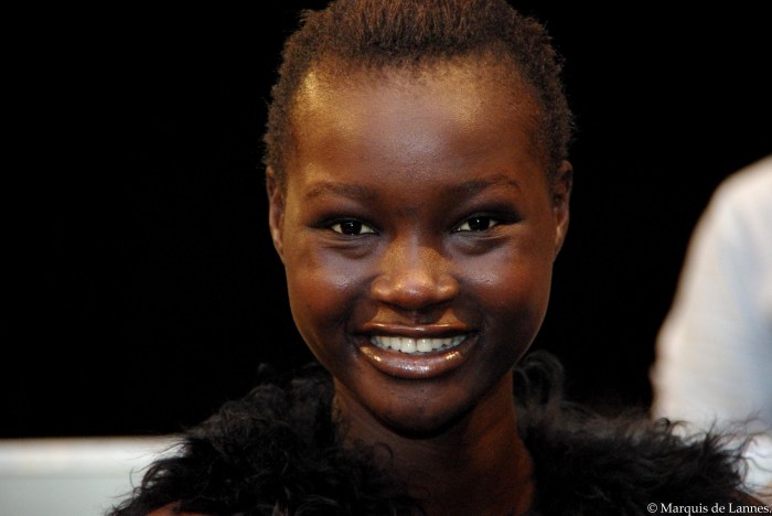 Ataui Deng : Disparition mystérieuse du top de 22 ans